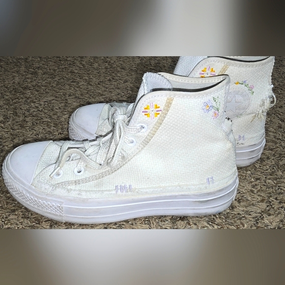 Converse | Shoes | Converse White Hightop Sneakers With Embroidery ...